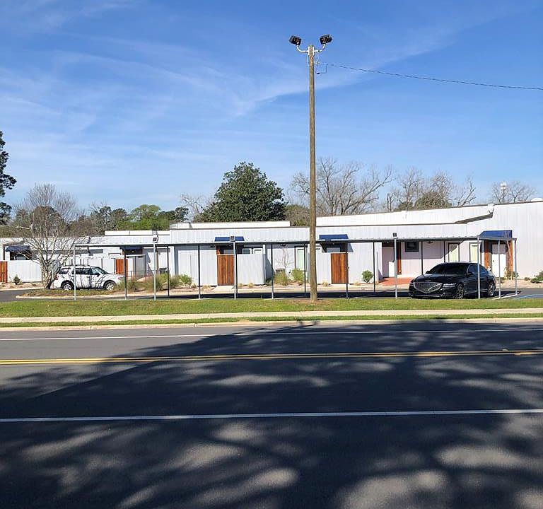 205 S Dogwood Dr UNIT I, Nashville, GA 31639 | MLS #136068 | Zillow