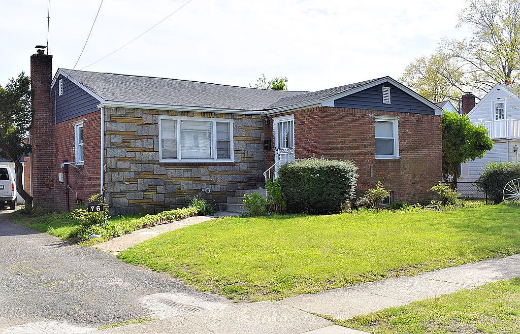 76 Brown Ave, Hempstead, NY 11550 | Zillow