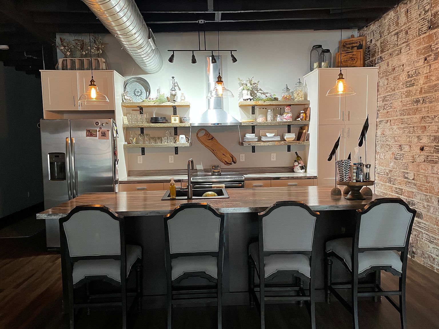 757 11th St #201, Marion, IA 52302 | Zillow