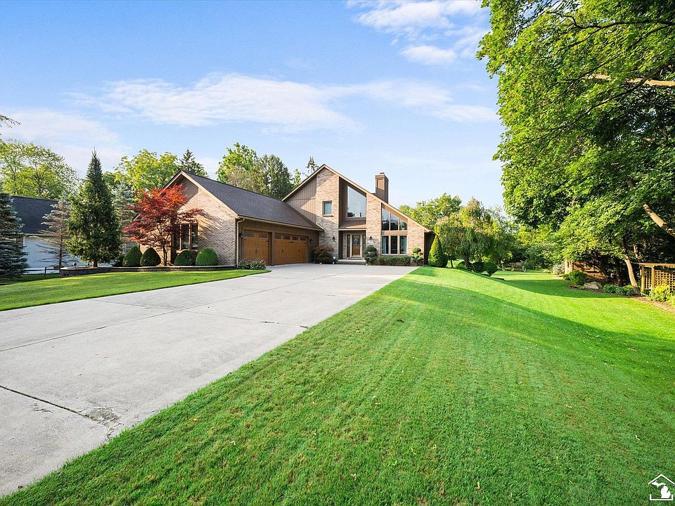 2495 N Custer Rd, Monroe, MI 48162 | MLS #50118213 | Zillow