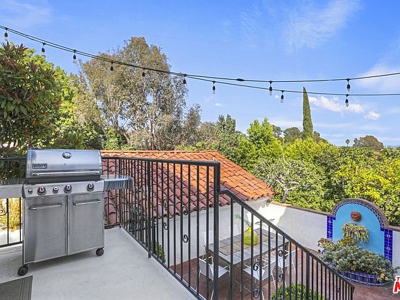 3272 Lowry Rd, Los Angeles, CA 90027 | Zillow