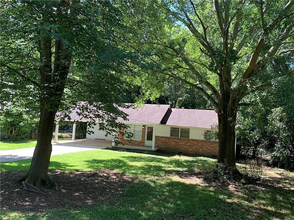 2855 Concord Dr, Decatur, GA 30033 | Zillow