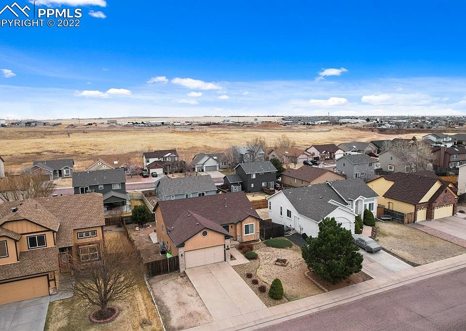 3319 Waverly Ln, Colorado Springs, CO 80922 | Zillow