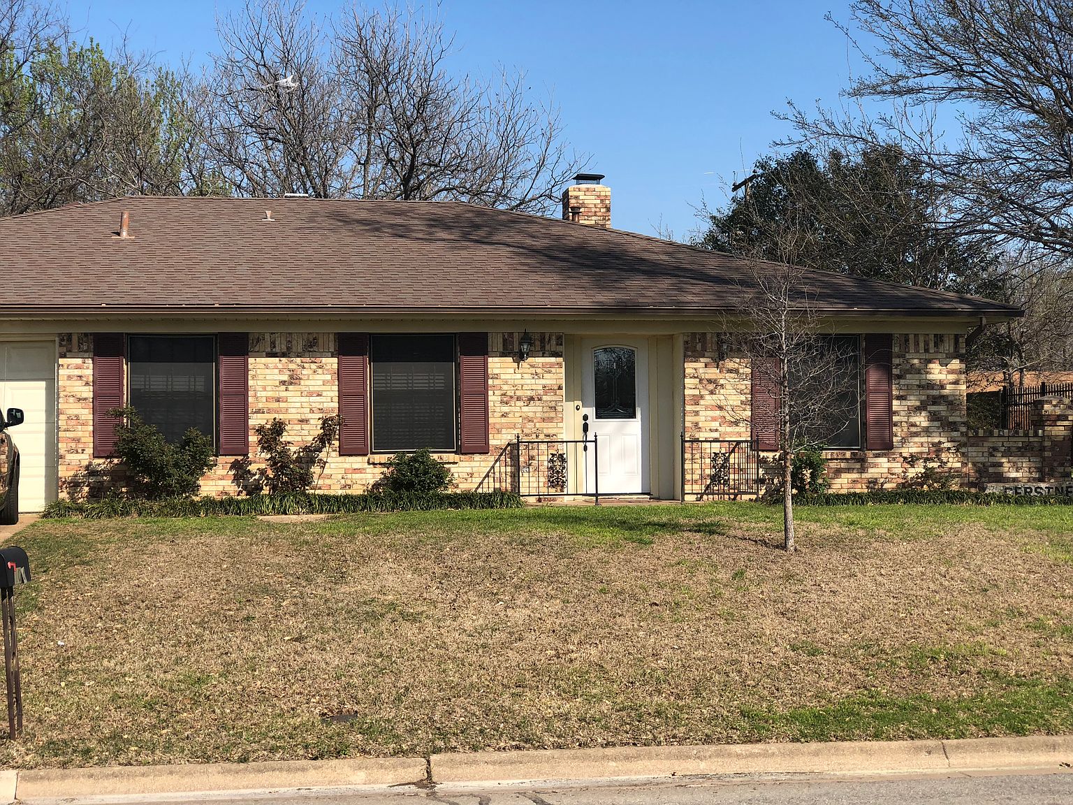 204 Cooper Dr, Hurst, TX 76053 | Zillow