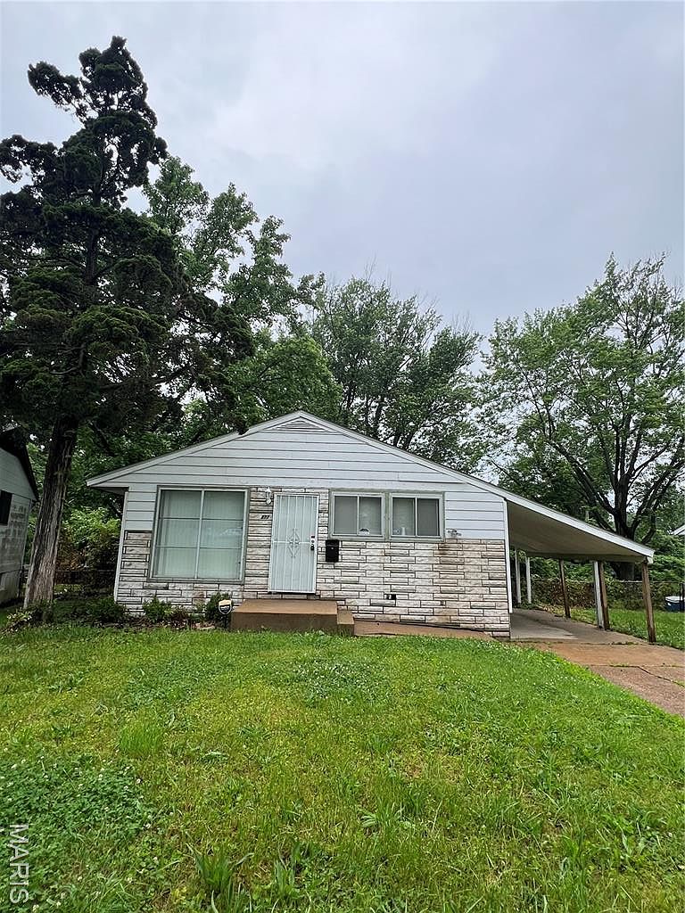 277 Roderick Dr, Saint Louis, MO 63137 | Zillow