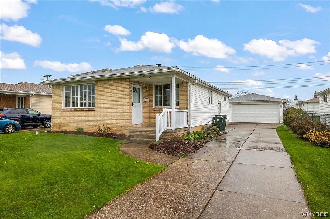40 Candace Ln, Depew, NY 14043 | Zillow