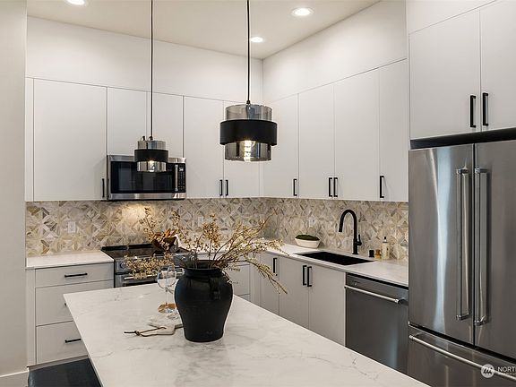 1223 Taylor Avenue N UNIT B, Seattle, WA 98109 | MLS #2270497 | Zillow