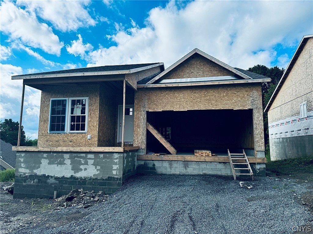 12 Clinton St, Manlius, NY 13066 | MLS #S1552599 | Zillow