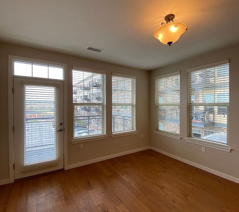 13598 Via Varra Rd UNIT 213, Broomfield, CO 80020 | Zillow