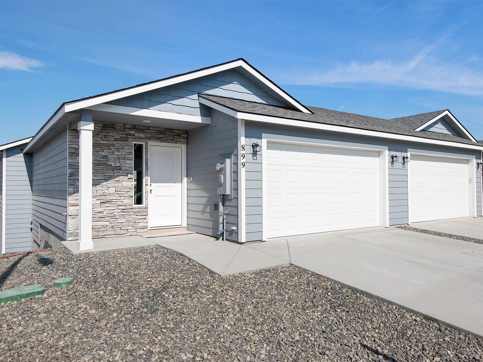899 Duke Ln, West Richland, WA 99353 | Zillow