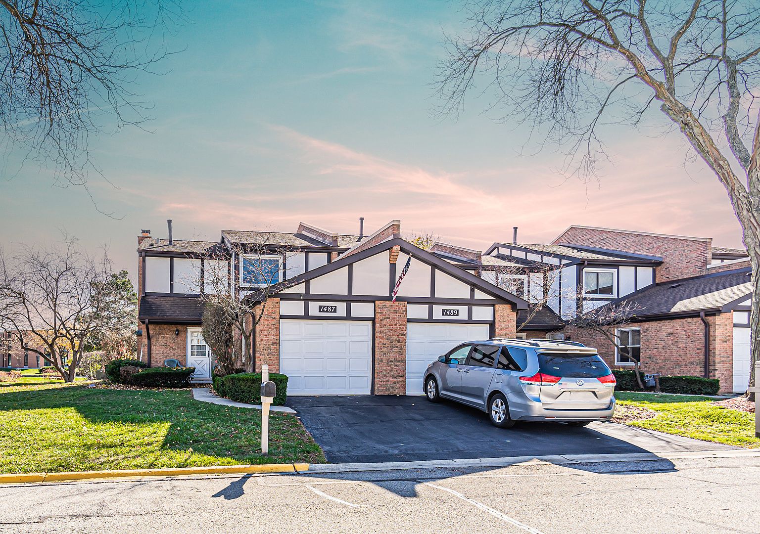 1487 Circle Ct #1487, Elk Grove Village, IL 60007 | Zillow