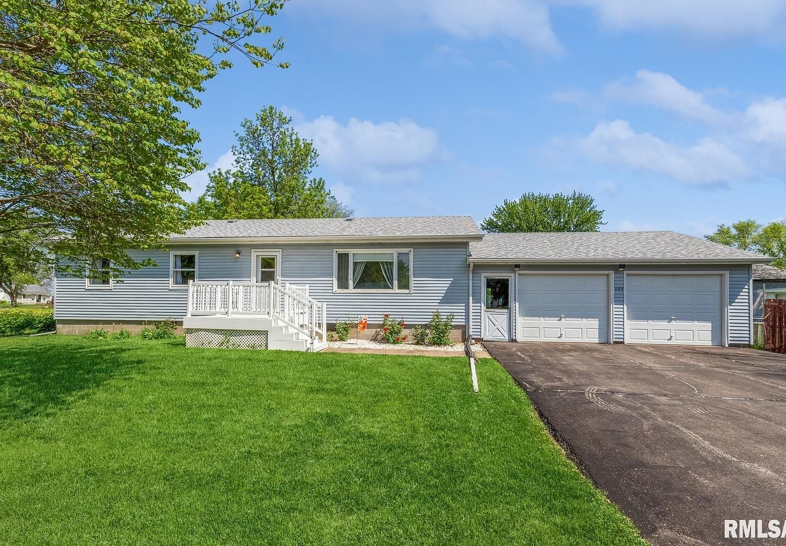 305 W Illinois St, Joy, IL 61260 | Zillow