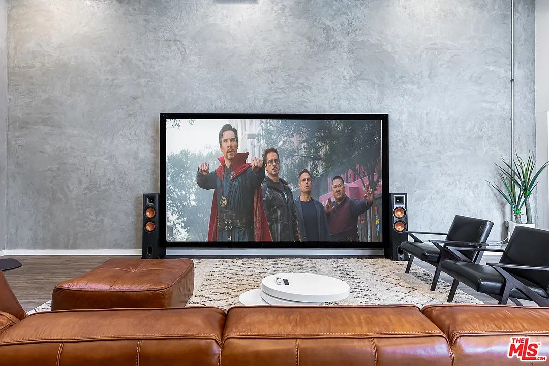 Abandoned: Inside Mary J. Blige's Former Hollywood Hills Mansion ...