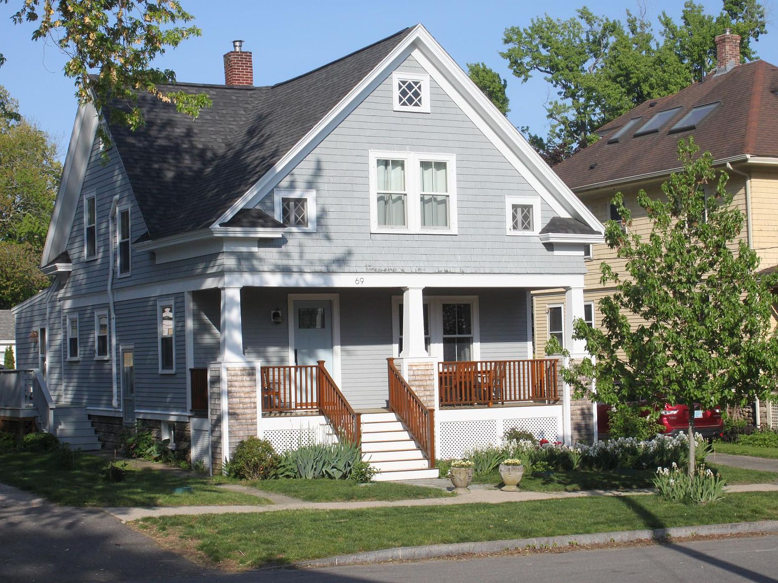 69 Elwyn Ave, Portsmouth, NH 03801 | Zillow