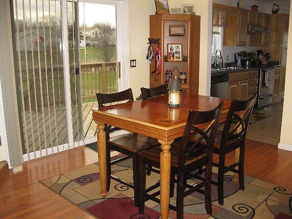 10 Homestead Dr, Plattsburgh, NY 12901 | Zillow