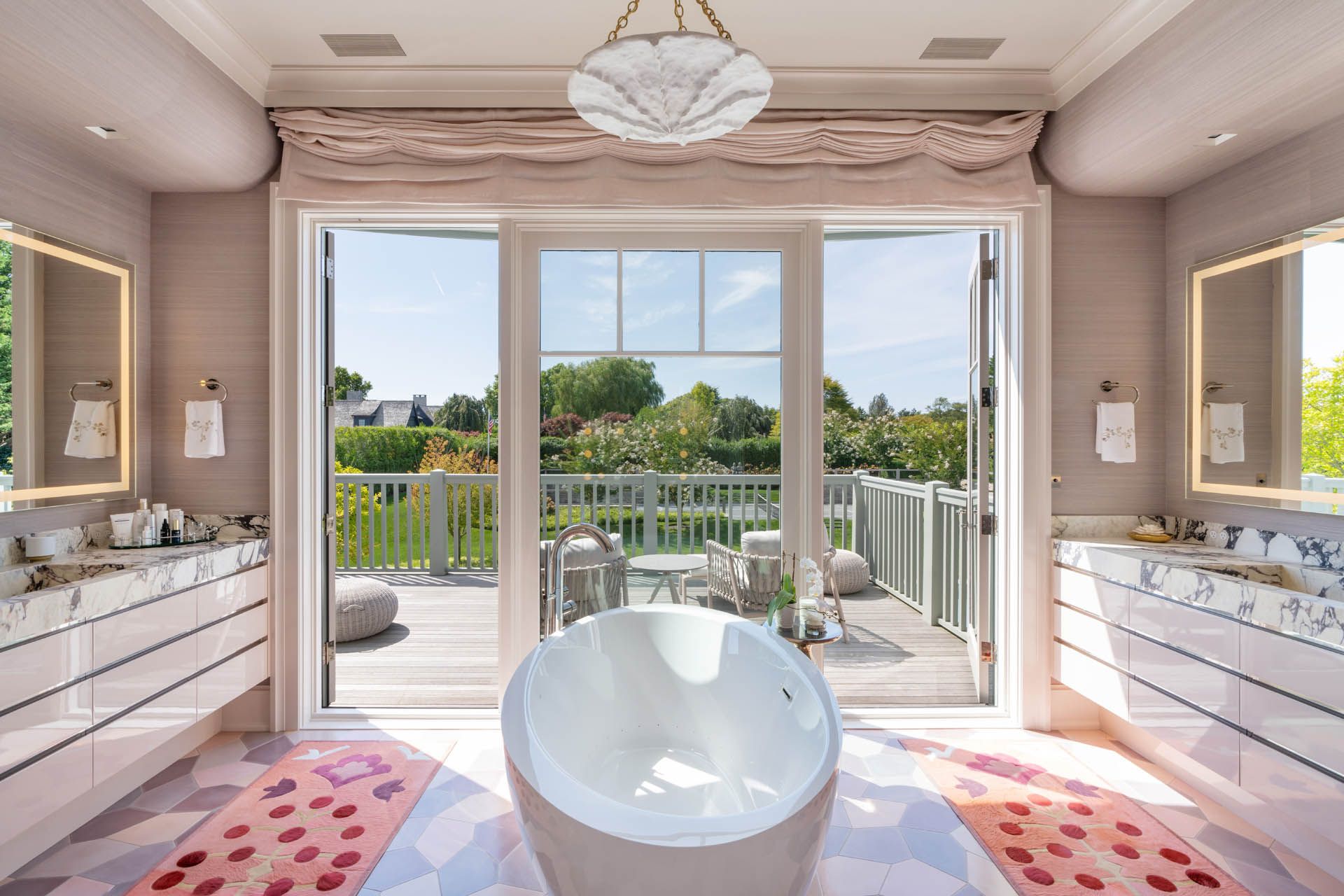 70 Fairfield Pond Ln, Sagaponack, NY 11963 | Out East