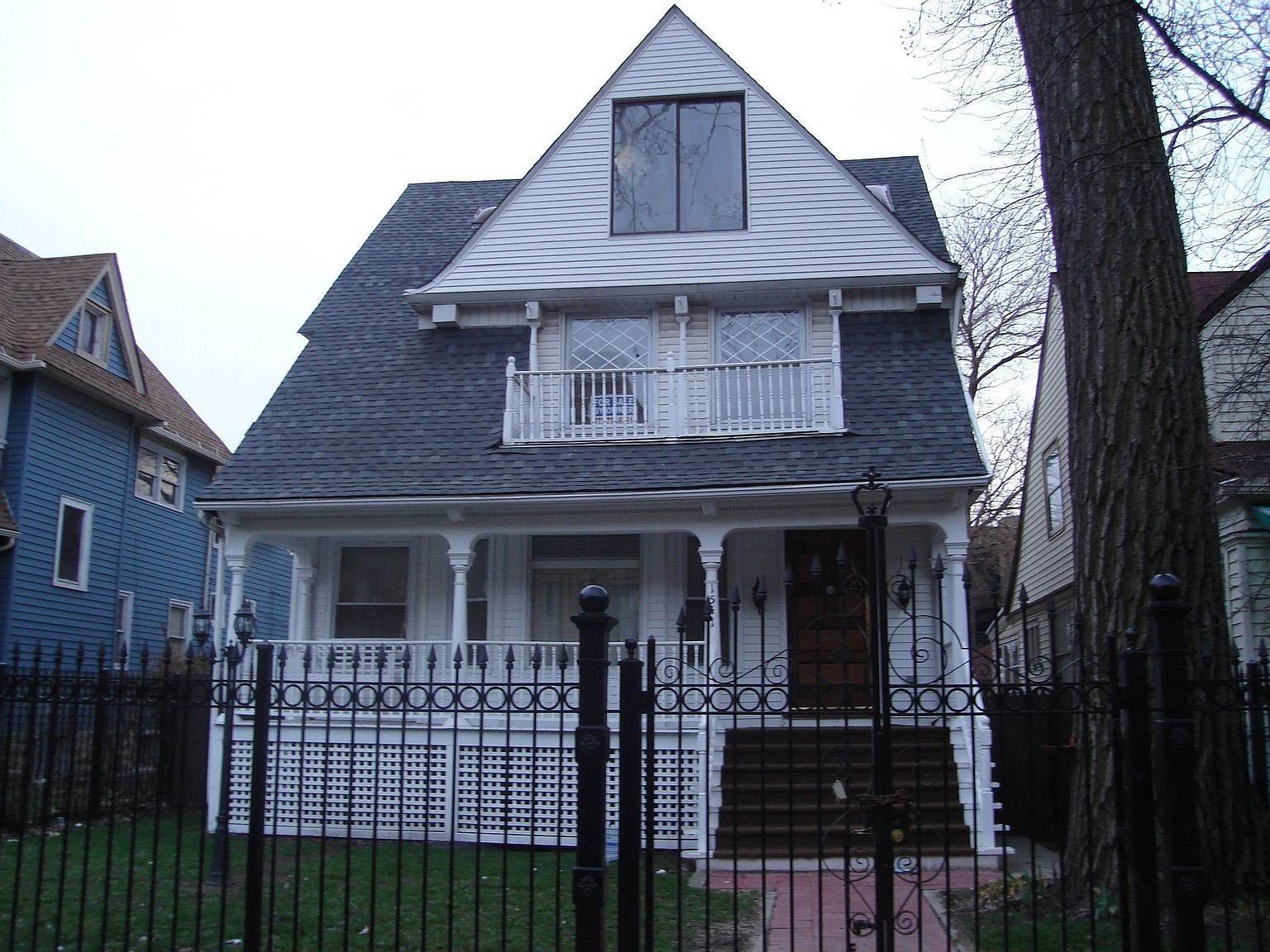 1541 E 65th Pl, Chicago, IL 60637 | Zillow