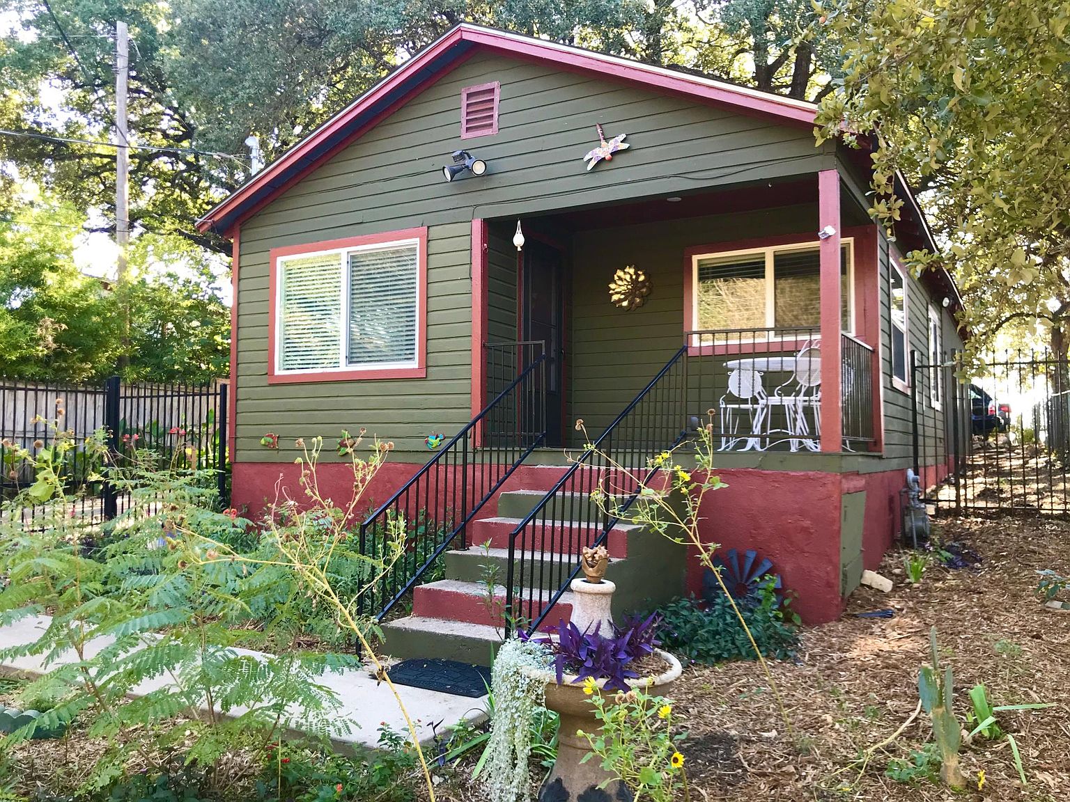 209 Dunlap St, Austin, TX 78704 | Zillow