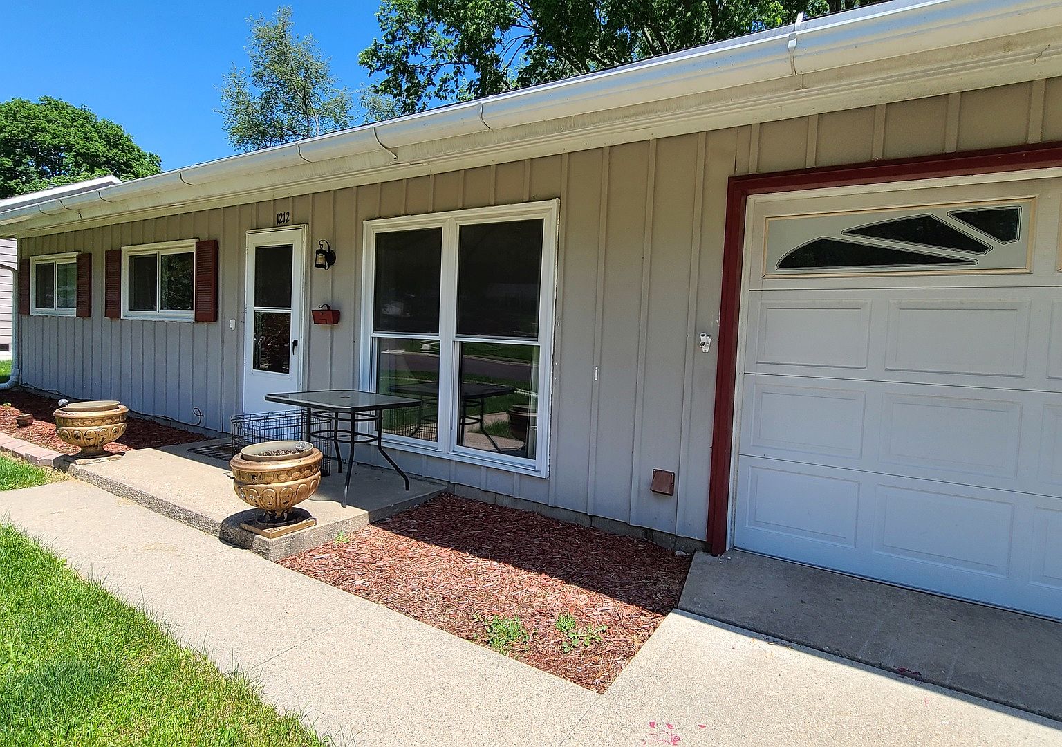 1212 Ogletree Pl, Dixon, IL 61021 | Zillow