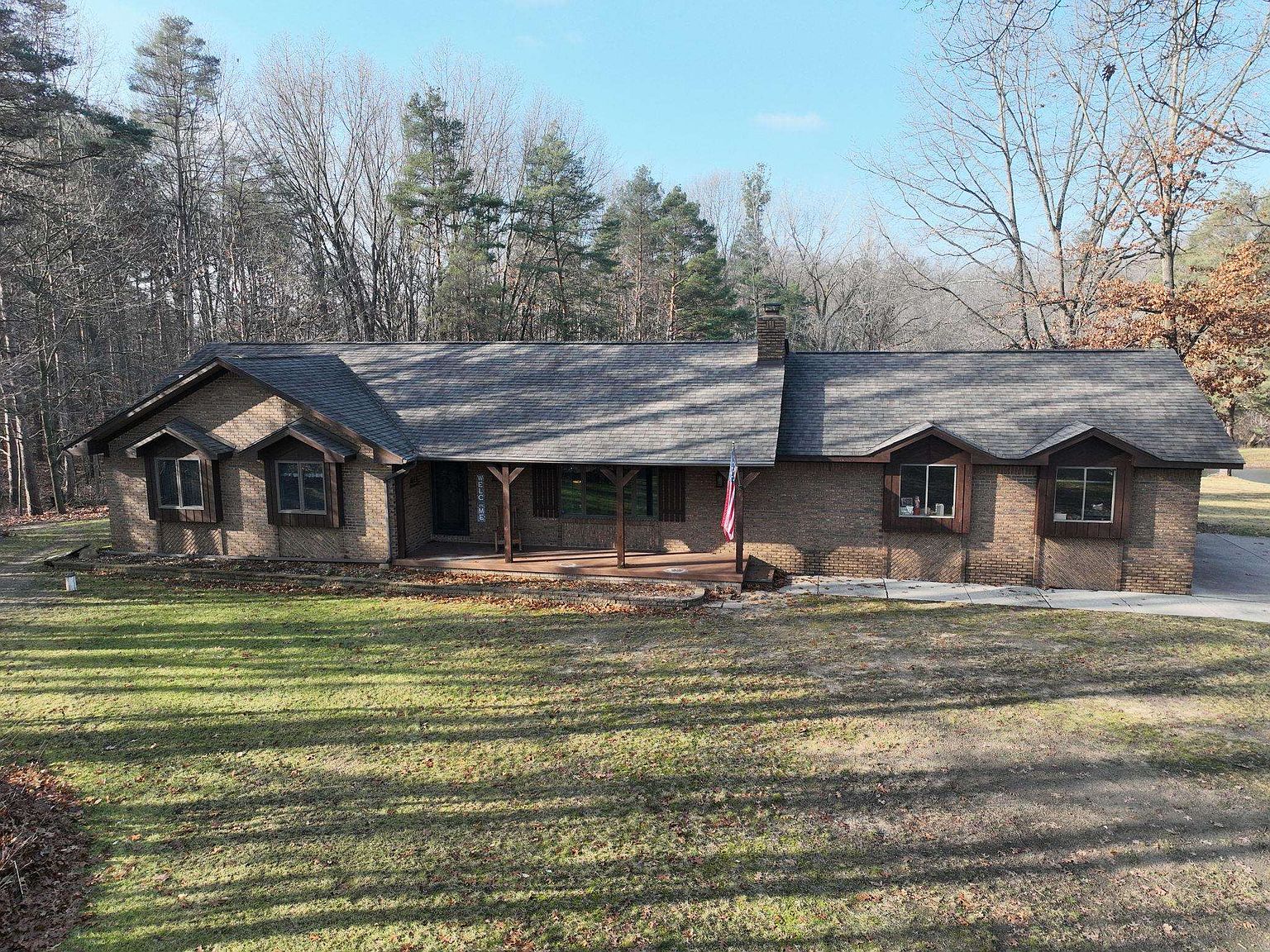 10205 N Linden Rd, Clio, MI 48420 | MLS #50129459 | Zillow