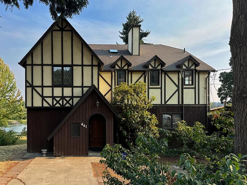 441 W D St, Springfield, OR 97477 | Zillow