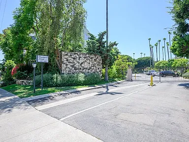 265 S Barrington Ave Los Angeles CA | Zillow