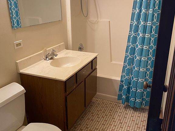 200 S Cass Ave APT 1, Westmont, IL 60559 | Zillow