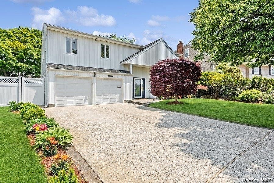 2937 Clubhouse Road, Merrick, NY 11566 | Zillow