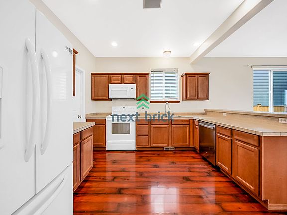 26305 242nd Ave SE, Maple Valley, WA 98038 | Zillow