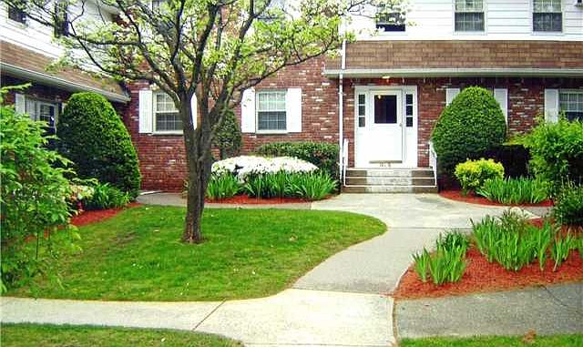 56 Parkside Dr, Suffern, NY 10901 | Zillow