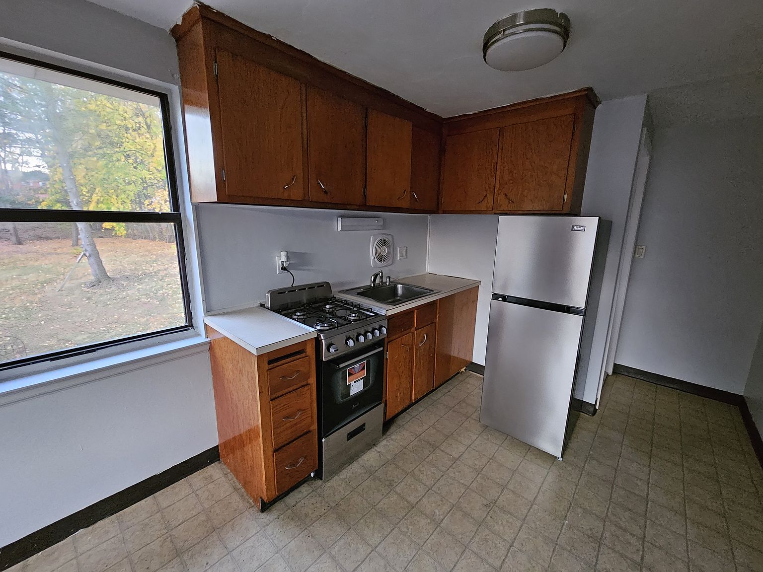 435 Allen St APT 204, New Britain, CT 06053 | Zillow