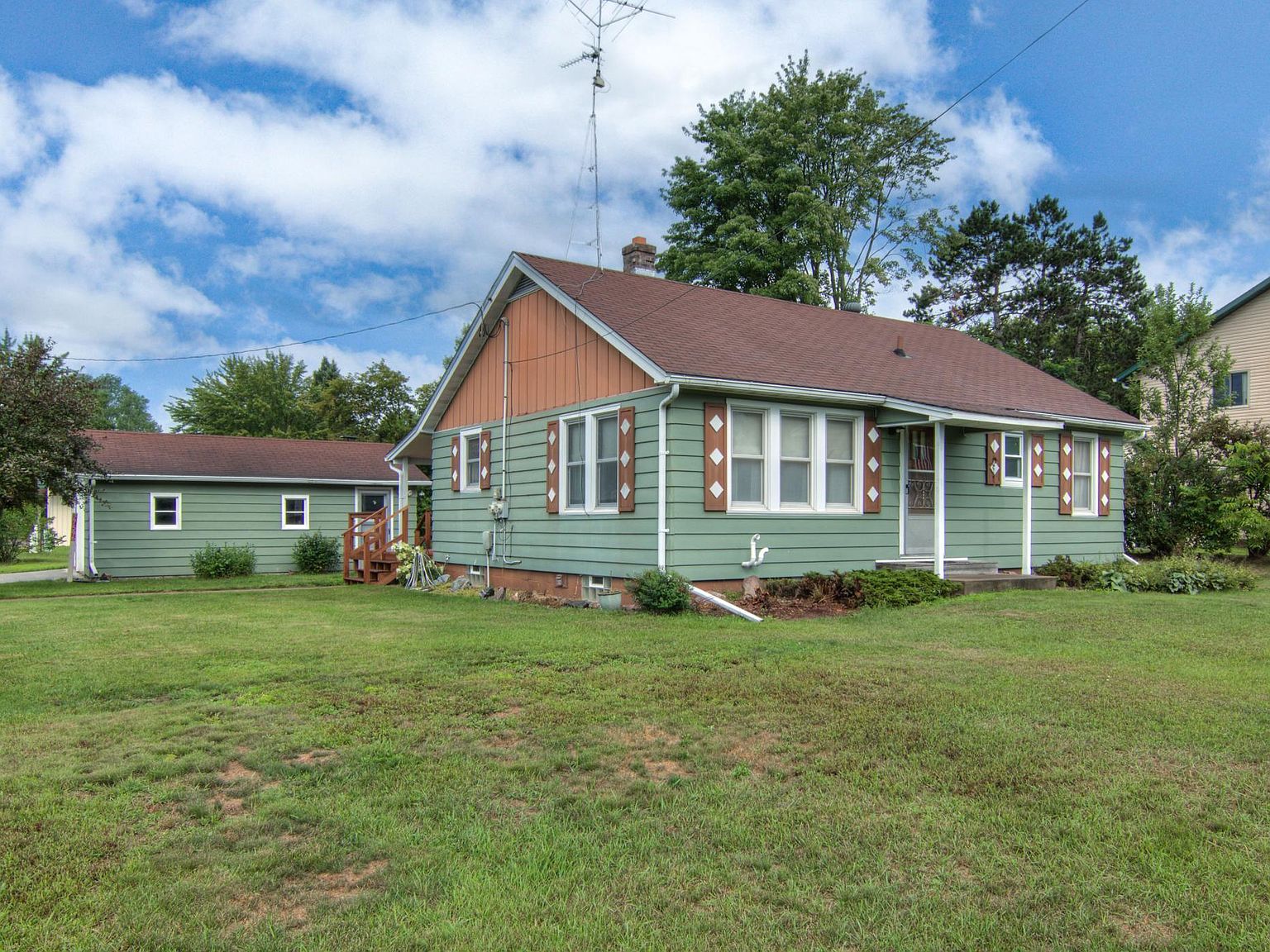 27596 264th Ave, Holcombe, WI 54745 | Zillow