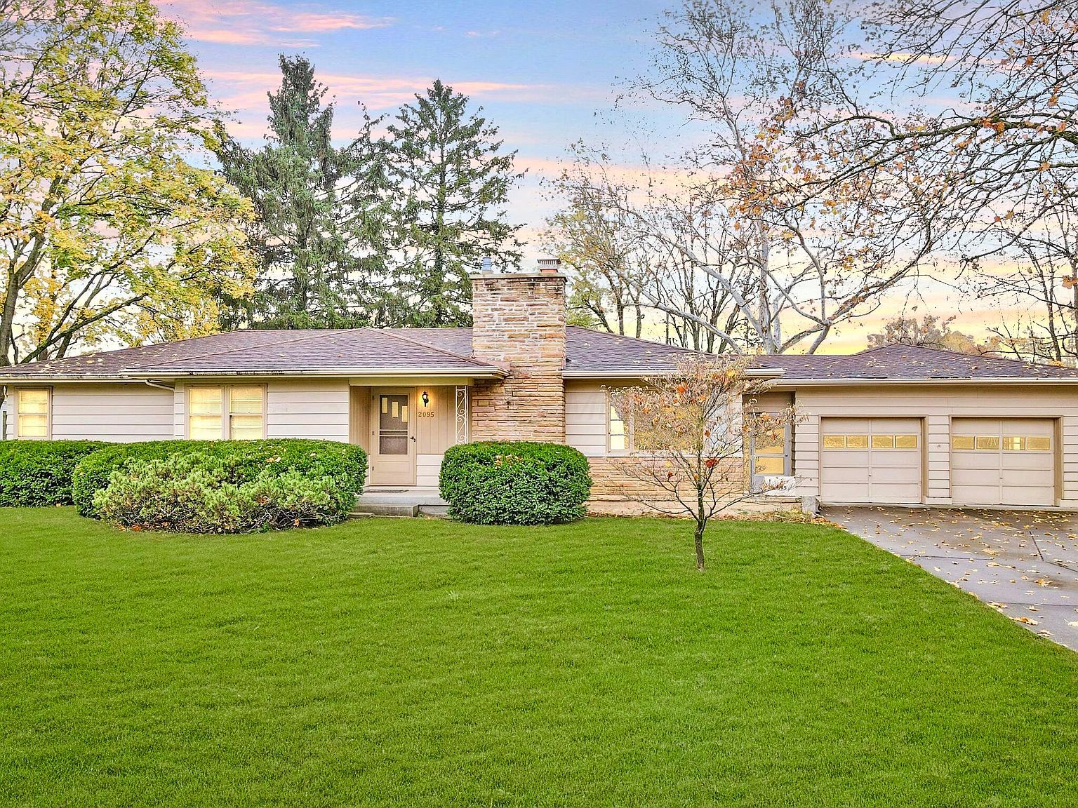 2095 McCoy Rd, Columbus, OH 43220 | Zillow