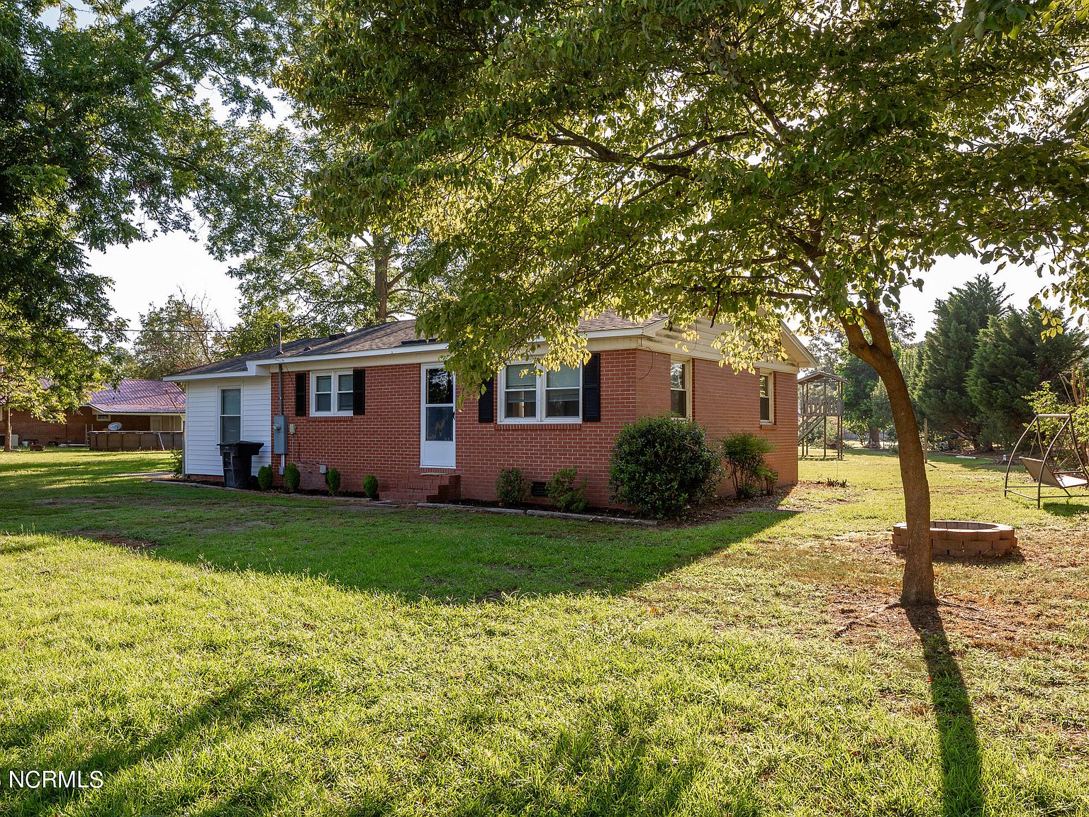 1102 Raleigh Road, Clinton, NC 28328 | Zillow