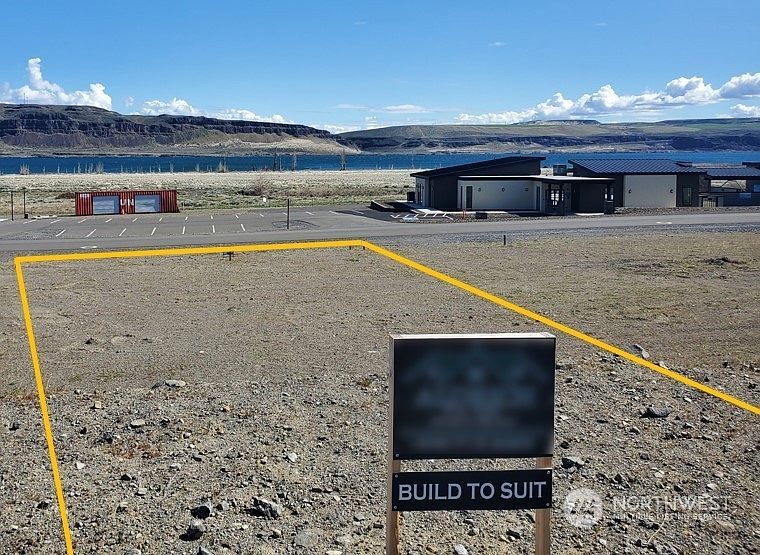 360 Vantage Bay Loop, Vantage, WA 98950 | MLS #2214385 | Zillow