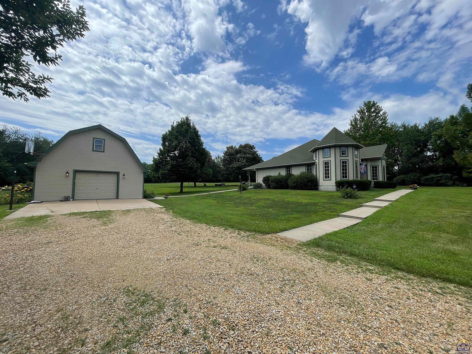 620 SE Baldwin Rd, Topeka, KS 66607 | Zillow