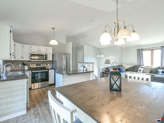 718 Yukon Ct, Lincoln, NE 68521 | MLS #22328207 | Zillow