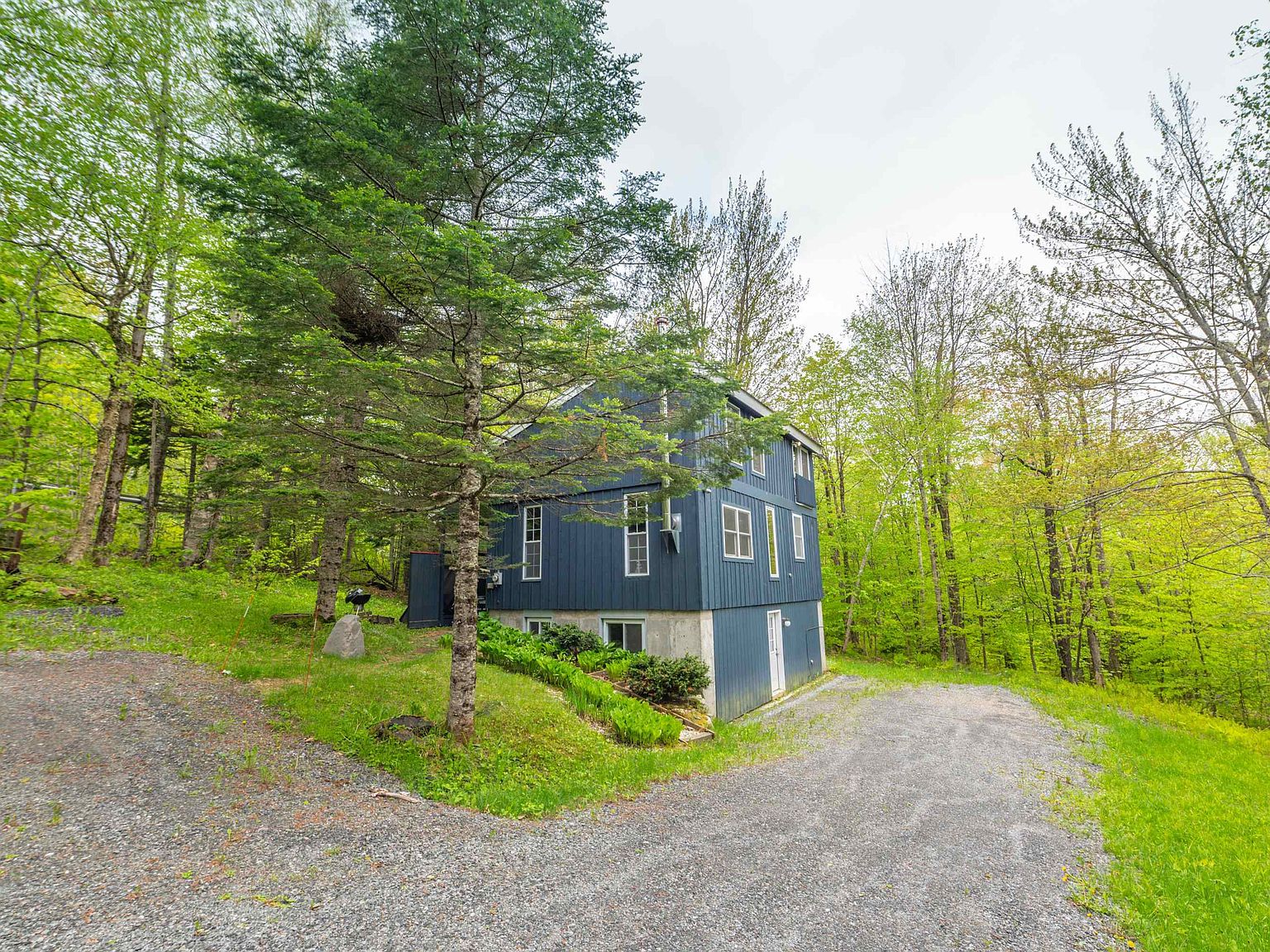 7224 Rte 100, Wardsboro, VT 05360 | Zillow