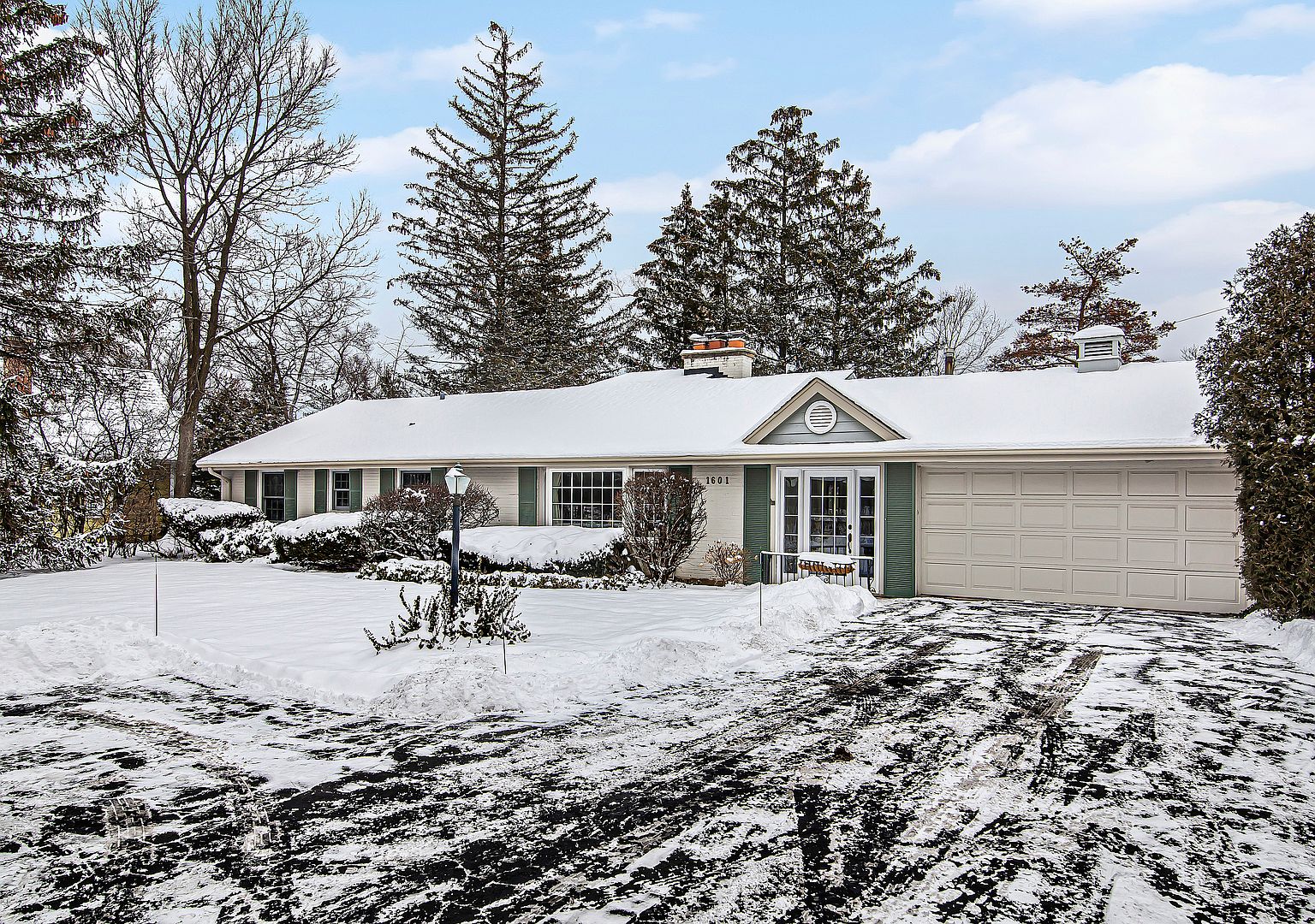 1601 Sunset Ridge Rd, Glenview, IL 60025 | Zillow