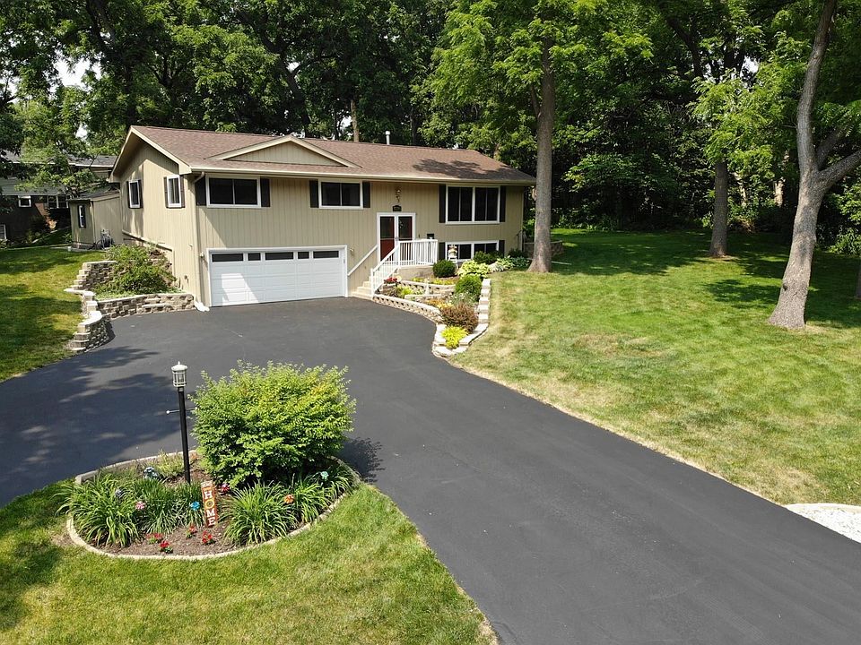 5378 Yellowstone Dr, Rockford, IL 61109 | Zillow