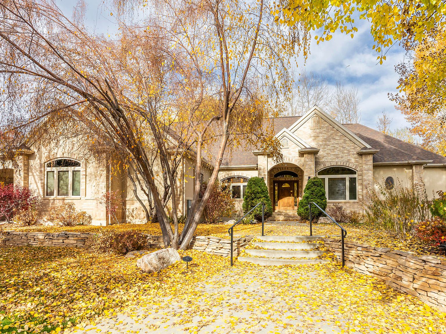 4220 W Old Orchard Ln, Pleasant Grove, UT 84062 | MLS #1877094 | Zillow