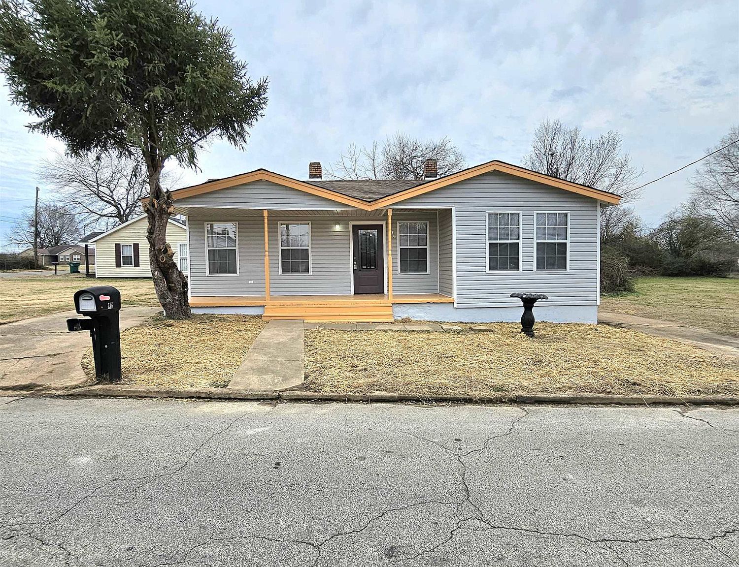 136 Daugherty St, Jackson, TN 38301 | Zillow
