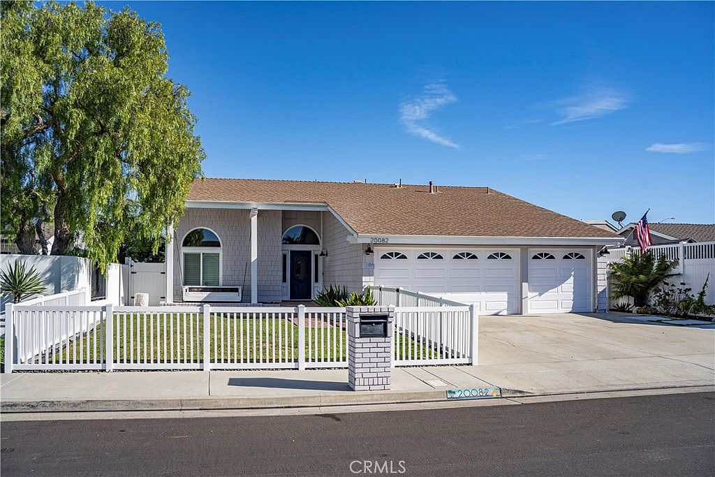 20082 Mayport Ln, Huntington Beach, CA 92646 | MLS #AR24007316 | Zillow
