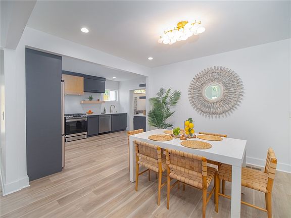 113 Peachtree St, Saint Simons Island, GA 31522 | MLS #1640813 | Zillow