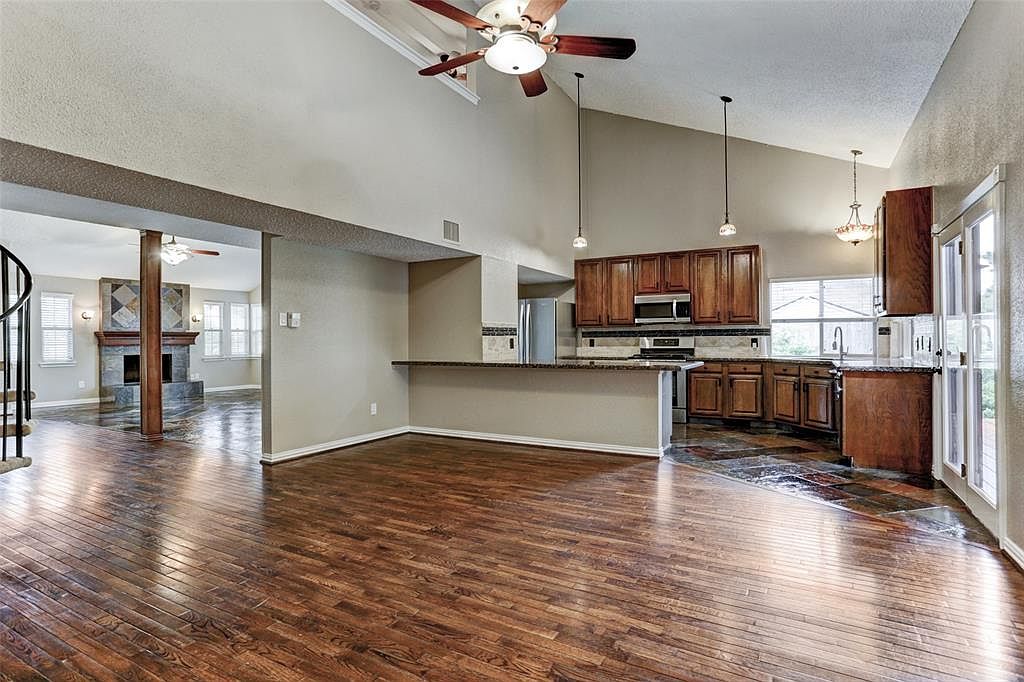 3314 Pecan Point Dr, Sugar Land, TX 77478 | Zillow