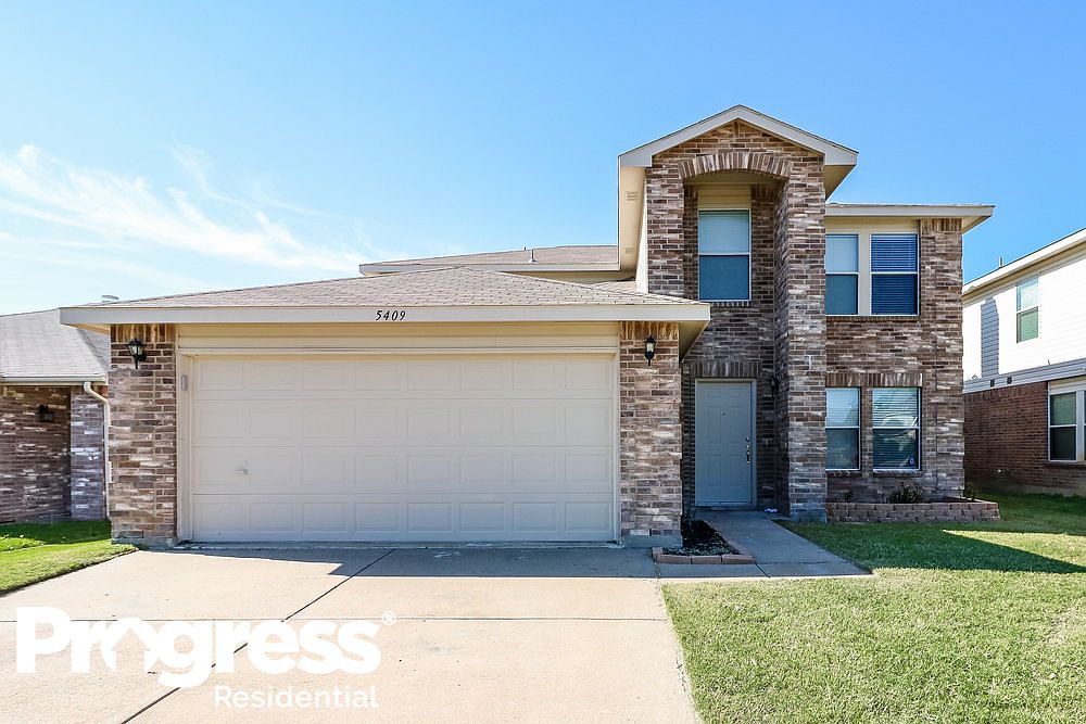 5409 New Castleton Ln, Fort Worth, TX 76135 | Zillow