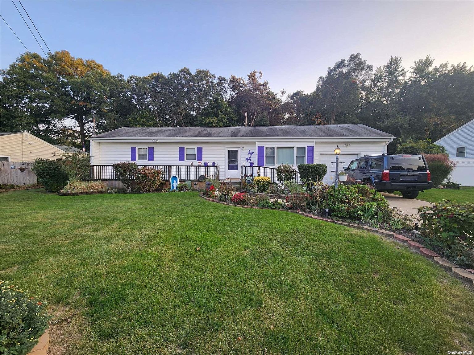 6 Catherine Street, Selden, NY 11784 | Zillow