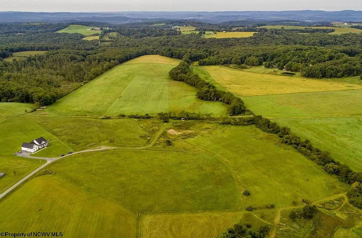 32 Meadow Lark Dr, Bruceton Mills, WV 26525 | Zillow