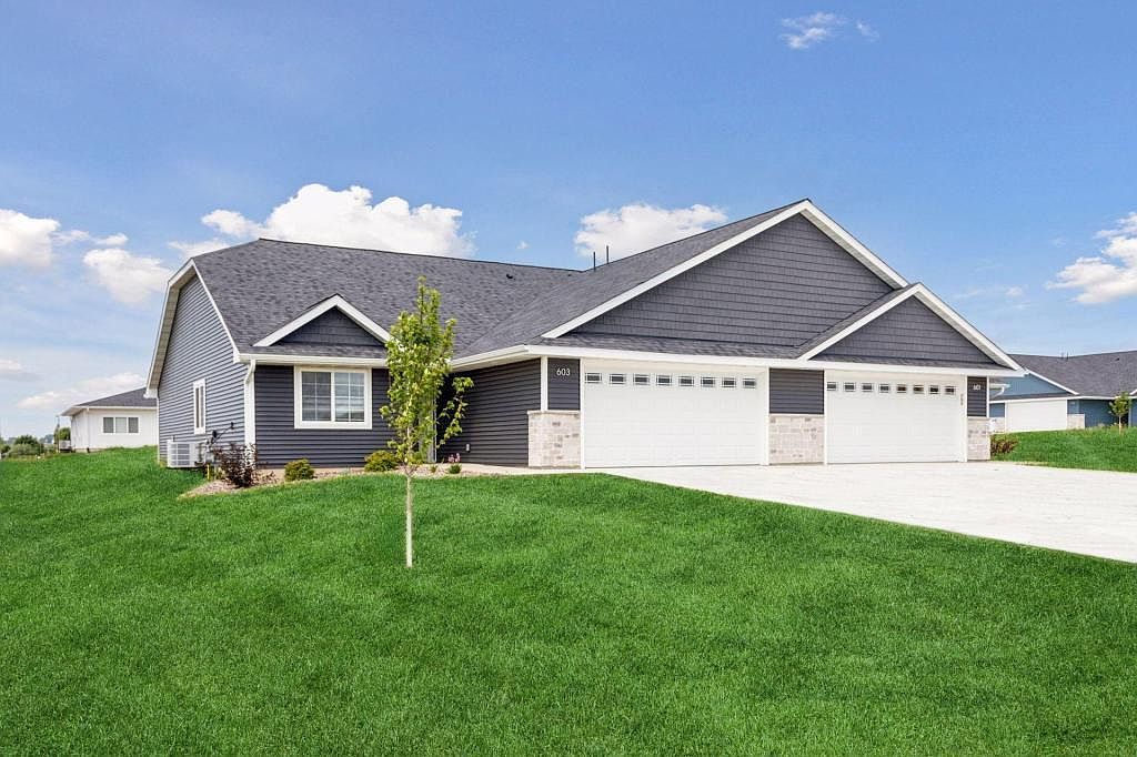 607 Field Point St, Roberts, WI 54023 | Zillow