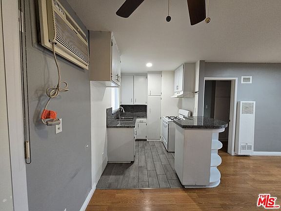 7419 Woodley Ave Unit 1, Van Nuys, CA 91406 | Zillow